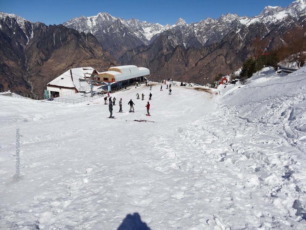 Skiing at Auli (Near Valley of Flowers ! Uttaranchal) | Destination India